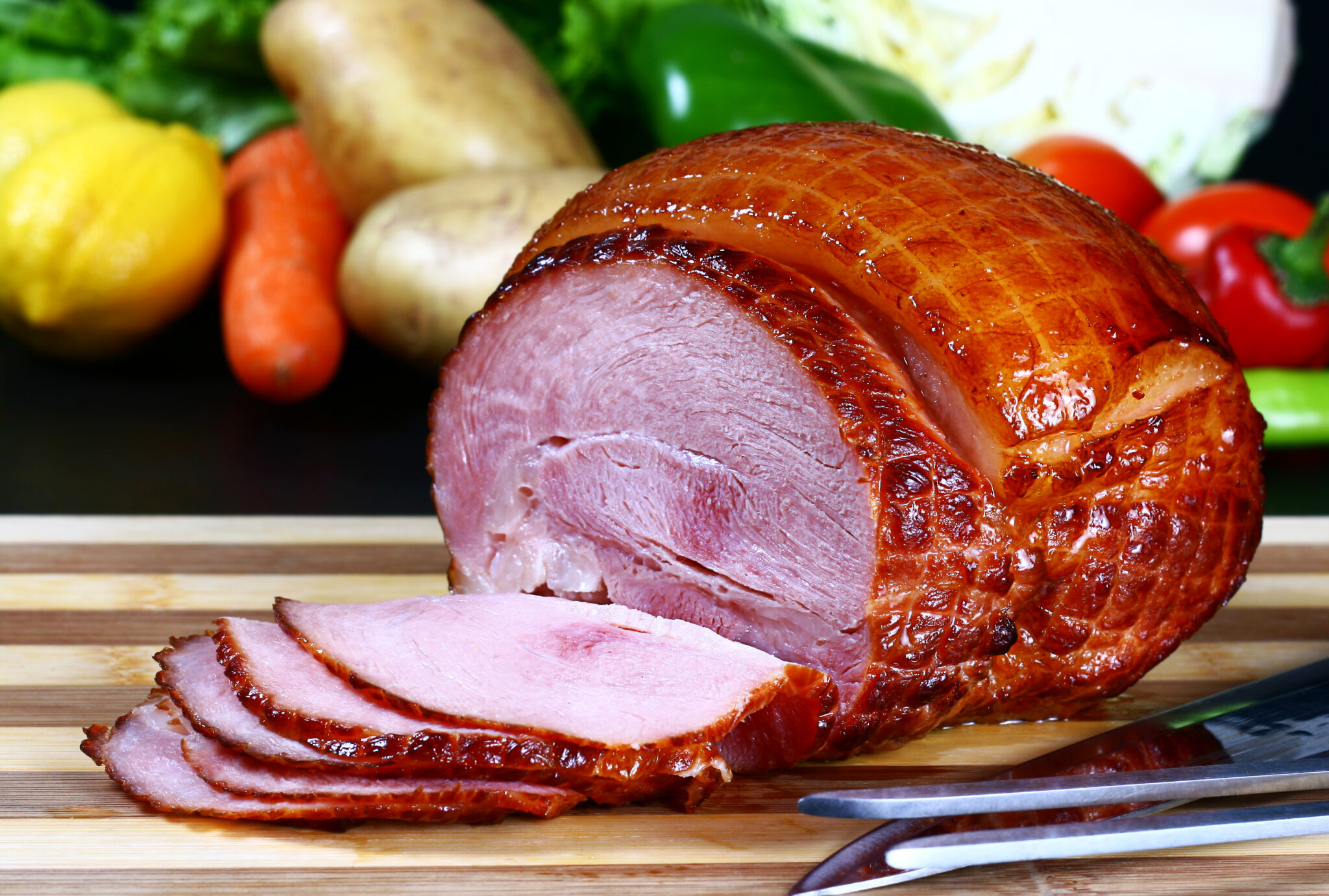 How to Make a Juicy Baked Ham with Caramelized Glaze - The Frugal Chef